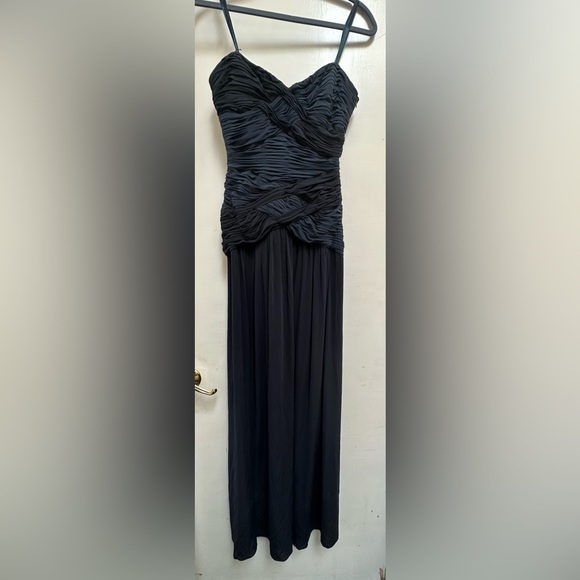 BCBGMaxAzria | Dresses | Bcbg Maxazria Maxi Formal Strapless Dress Navy ...
